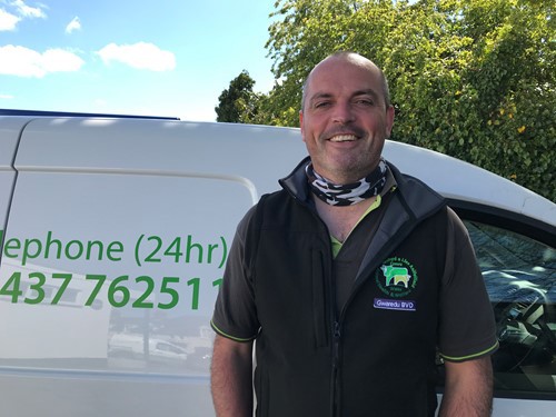 Meet The Team | Fenton Vets | Award-Winning Independent Veterinary ...